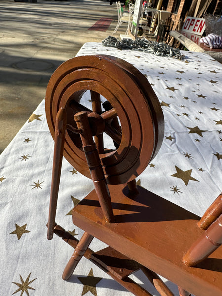 Miniature Spinning Wheel – Fig House Vintage